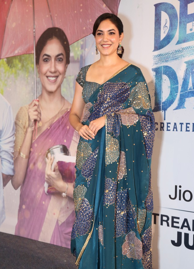 'దేవిక & డానీ' ప్రెస్ మీట్.. అందంగా రీతూవర్మ (ఫొటోలు) | devika and dany movie press meet photos ...